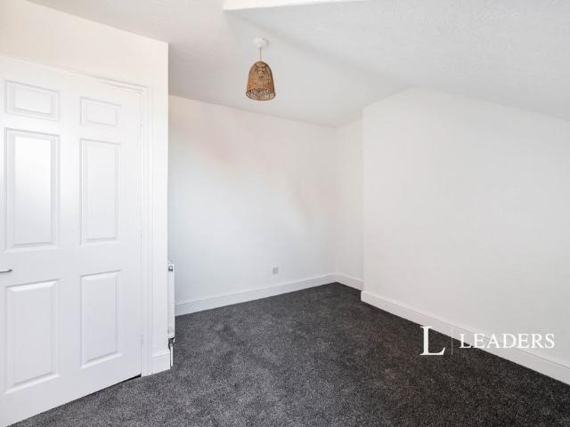 1 bedroom property to rent Southsea, PO4