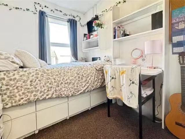 1 bedroom Property to rent, St. Martins Road, Canterbury, CT1.