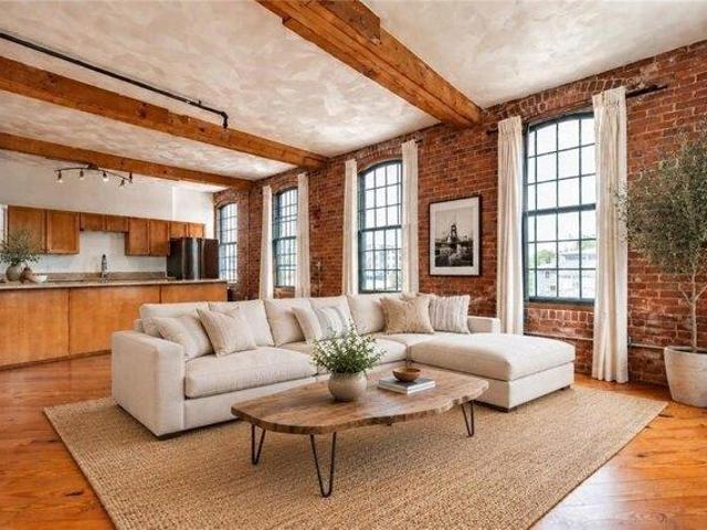 1 bedroom, Providence RI 02903 105094288
