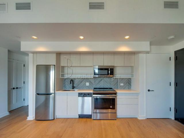 1 bedroom, Queens NY 11106 86094592