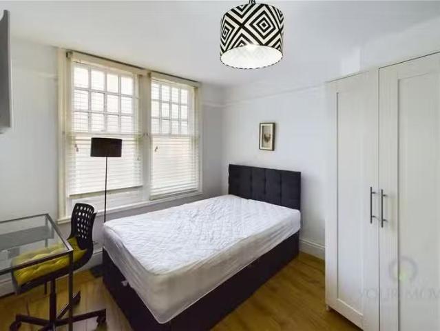 1 bedroom Room to rent, St. Giles Street, Northampton, NN1 £6.