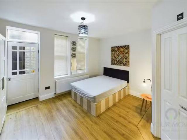 1 bedroom Room to rent, St. Giles Street, Northampton, NN1 £8.