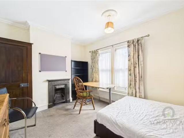 1 bedroom Room to rent, Southampton Road, Far Cotton, NN4 £55.