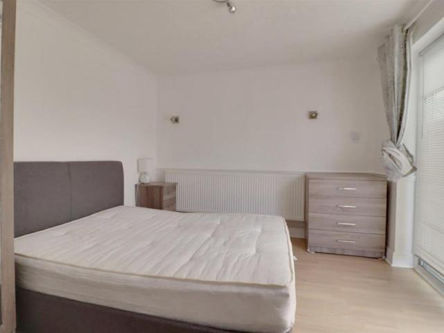 1 bedroom Room for rent in North Colchester