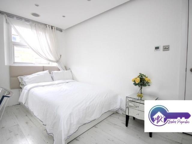 1 Bedroom Room in Flat Share To Rent