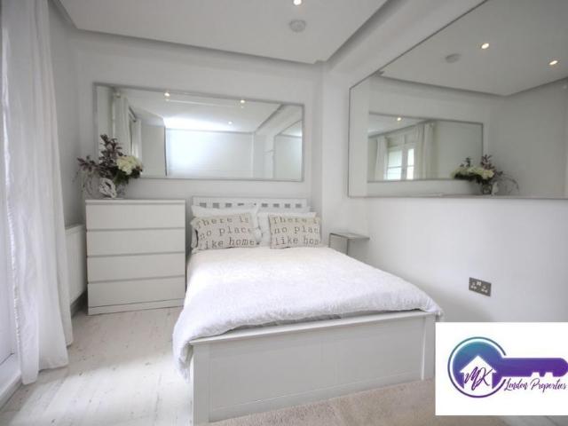 1 Bedroom Room in Flat Share To Rent