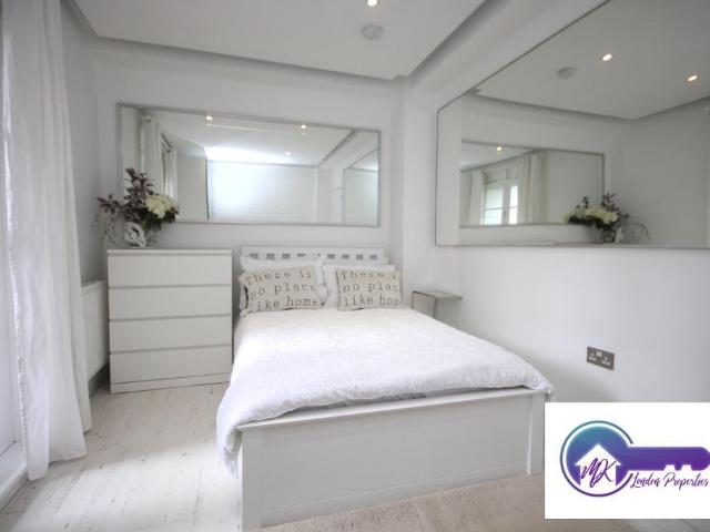 1 Bedroom Room in Flat Share To Rent