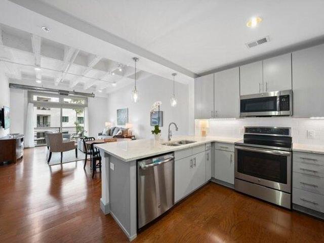 1 bedroom, Raleigh NC 27605 88299318