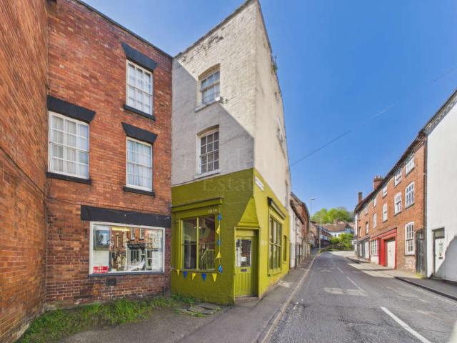 1 Bedroom Retail Property high Street Commercial