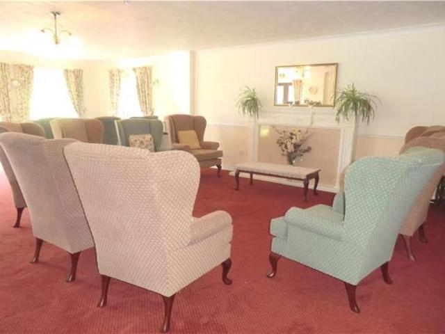1 bedroom retirement property to rent