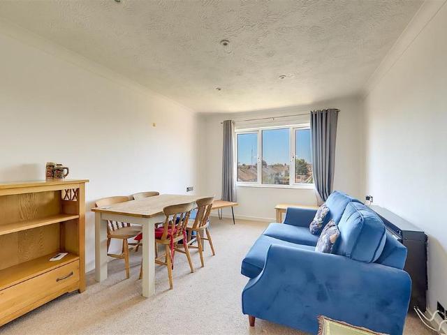 1 bedroom retirement property to rent