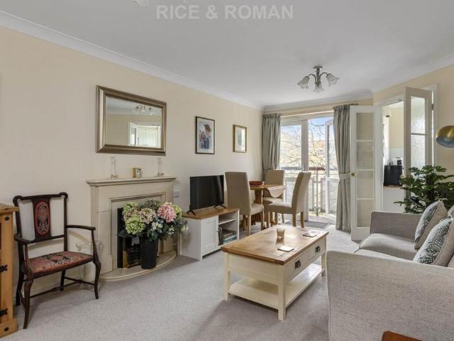 1 bedroom retirement property to rent