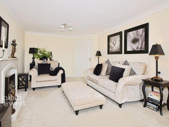 1 bedroom retirement property to rent