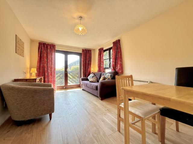 1 bedroom retirement property to rent