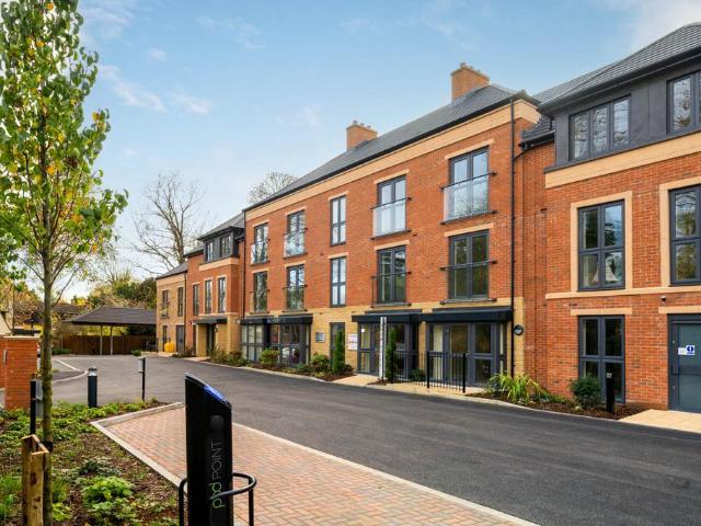 1 bedroom retirement property to rent