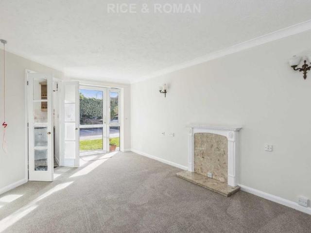 1 bedroom retirement property to rent