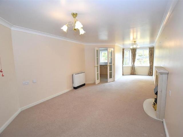 1 bedroom retirement property to rent