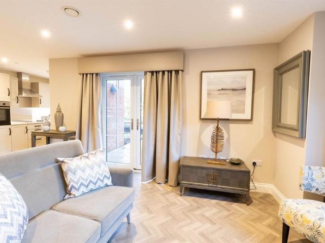 1 bedroom retirement property to rent