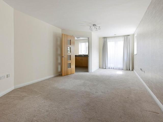 1 bedroom retirement property to rent