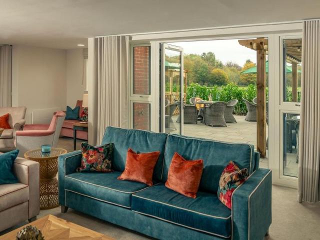 1 bedroom retirement property to rent