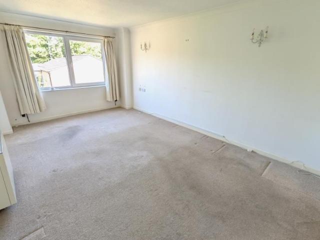 1 bedroom retirement property to rent