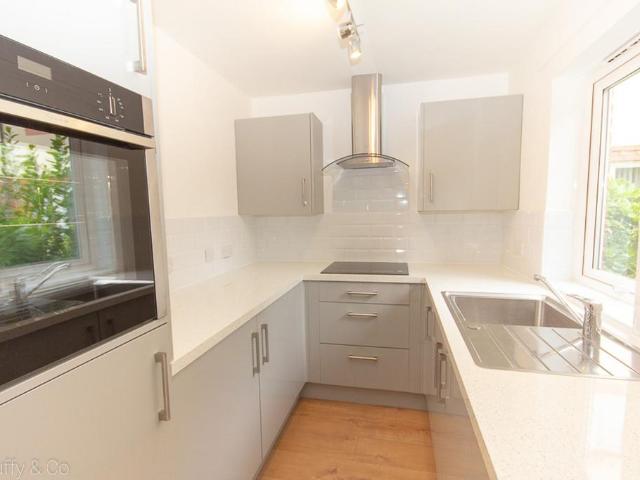 1 bedroom retirement property to rent