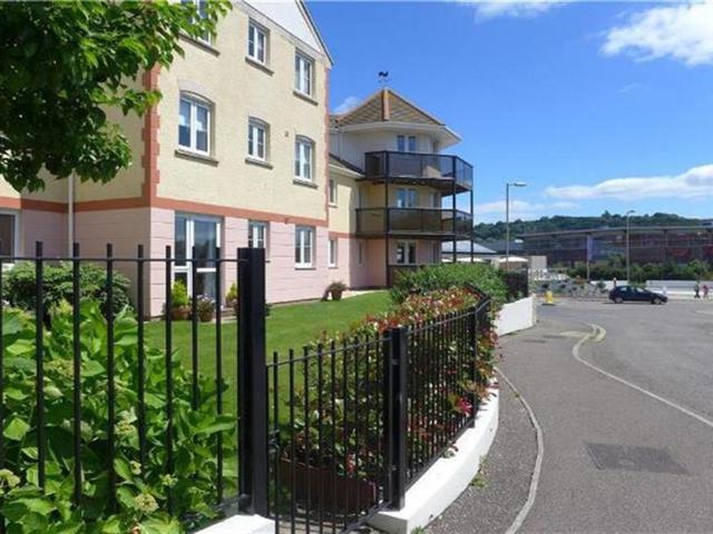 1 bedroom retirement property to rent