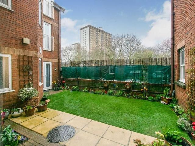 1 bedroom retirement property to rent