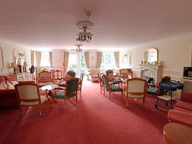 1 bedroom retirement property to rent