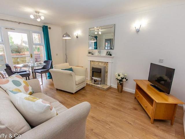 1 bedroom retirement property to rent