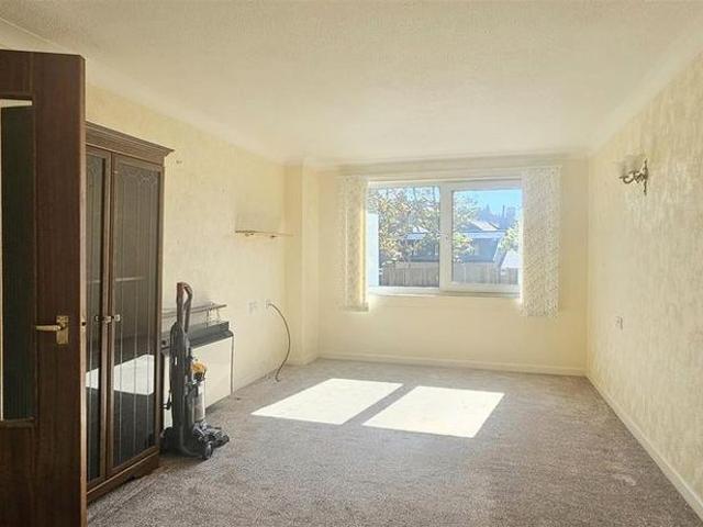 1 bedroom retirement property to rent