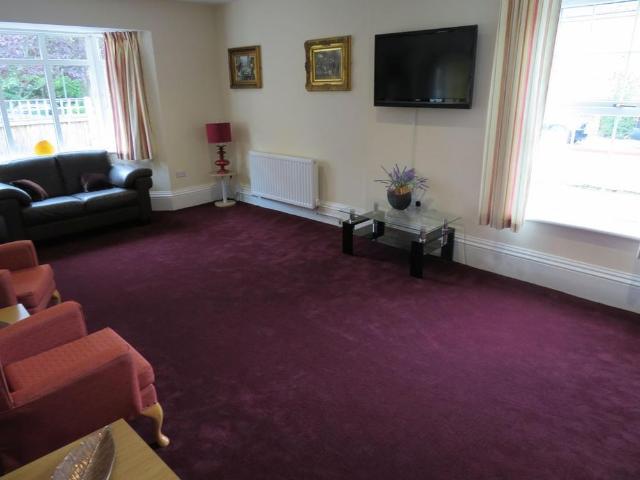 1 bedroom retirement property to rent