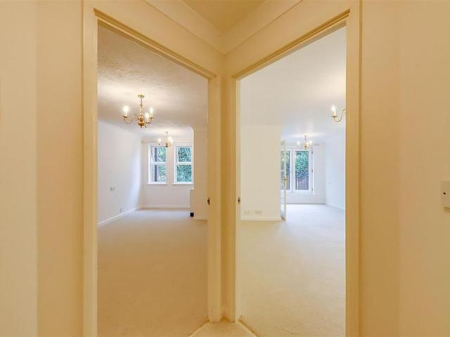 1 bedroom retirement property to rent