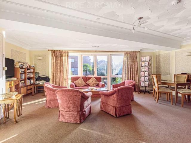 1 bedroom retirement property to rent