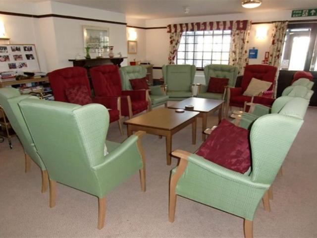 1 bedroom retirement property to rent