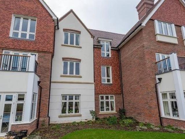 1 bedroom retirement property for sale in 9 Richmond Village DE72