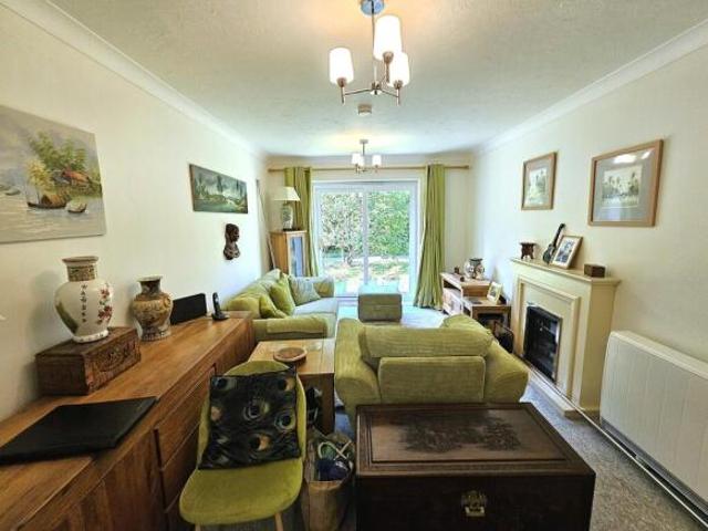 1 bedroom retirement property for sale in 9 Vallis Close, Baiter Park, Poole, BH15