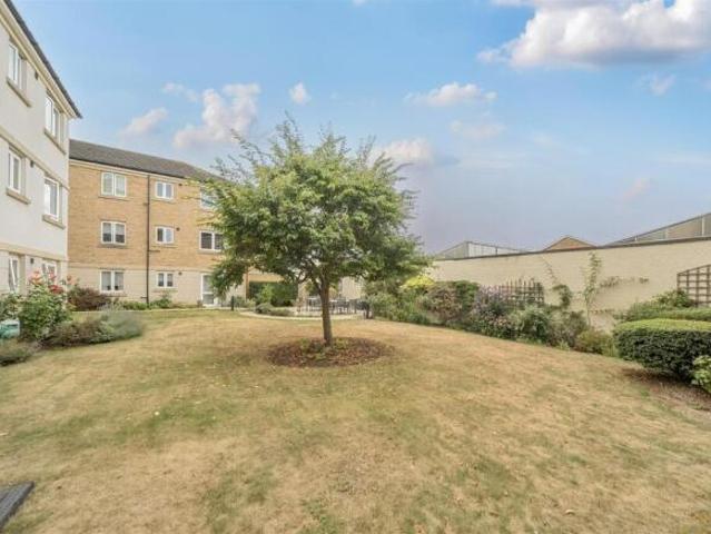 1 bedroom retirement property for sale in Tyrell Lodge, Chelmsford, Essex, CM2