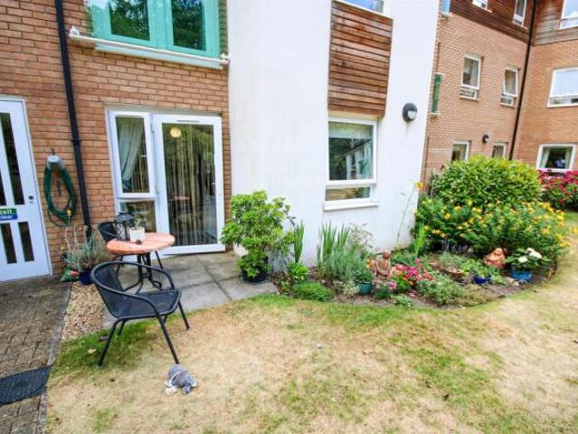 1 bedroom retirement property for sale in Wherry Court, Thorpe St Andrew, NR7