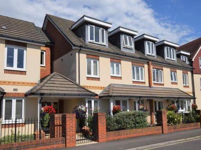 1 Bedroom Retirement Property For Sale In Ackender Road, Alton