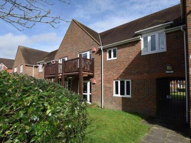 1 Bedroom Retirement Property For Sale In Alton