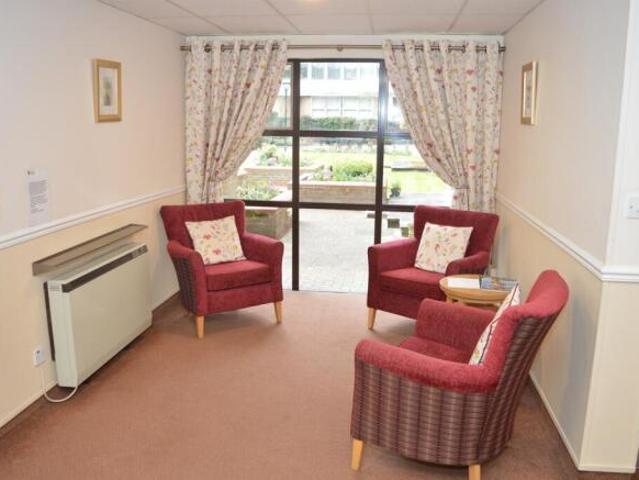 1 bedroom retirement property for sale in Balmoral Court, Springfield Road, CM2 6JQ, CM2