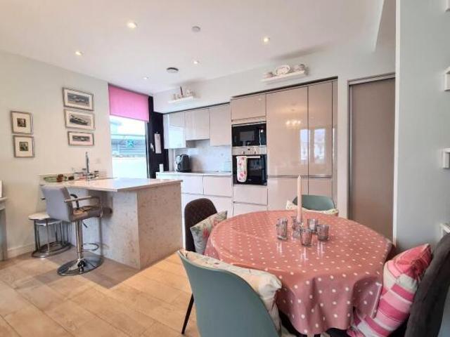 1 bedroom retirement property for sale in Bayshill Road, Cheltenham, Gloucestershire, GL50