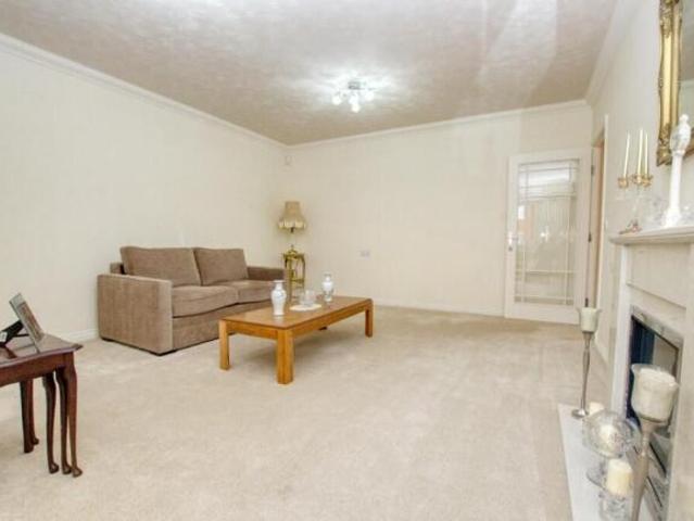 1 bedroom retirement property for sale in Belmont Road, Southampton, Hampshire, SO17