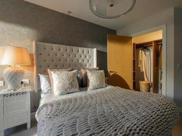1 Bedroom Retirement Property For Sale In Bilton Road