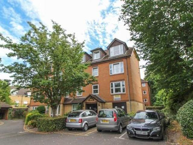 1 Bedroom Retirement Property For Sale In Bournemouth