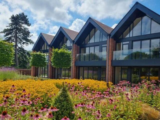 1 Bedroom Retirement Property For Sale In Blossomfield Road