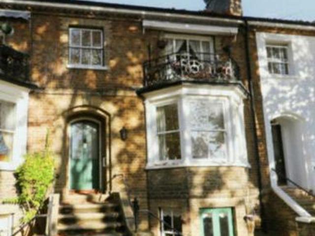 1 Bedroom Retirement Property For Sale In Cambridge Road