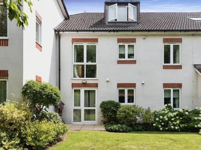 1 Bedroom Retirement Property For Sale In Cheltenham