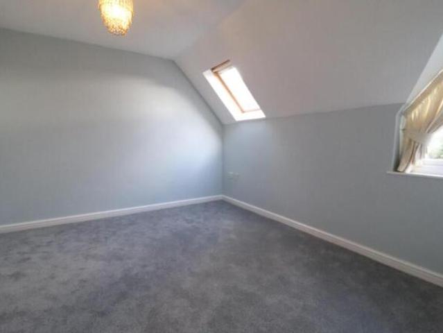 1 bedroom retirement property for sale in Church Close, Whitnash, CV31
